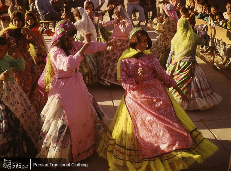 Persian Style Fashion: A Glimpse into Timeless Elegance - HEY PERSIA